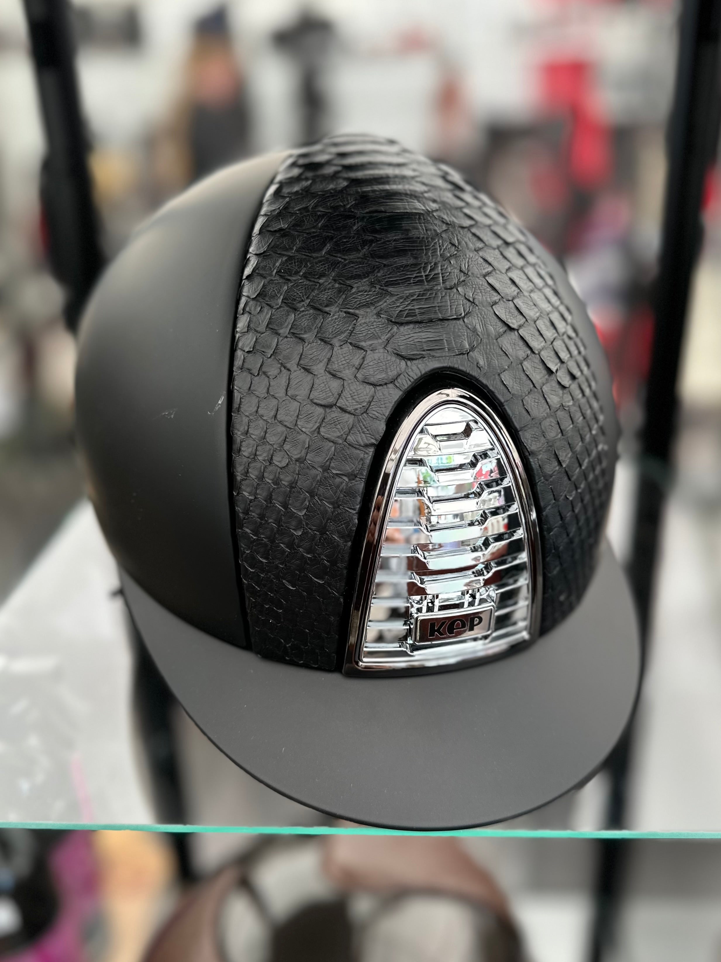 KEP Italia Cromo 2.0 - Black Matt Python Crome – Noble Ride